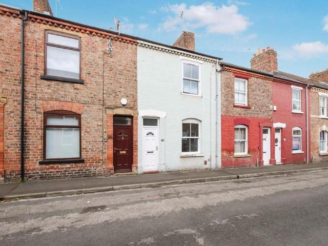 2 bedroom house for sale
