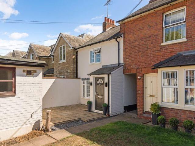 2 bedroom house for sale