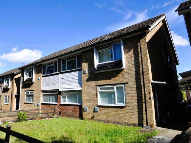 2 bedroom house for sale