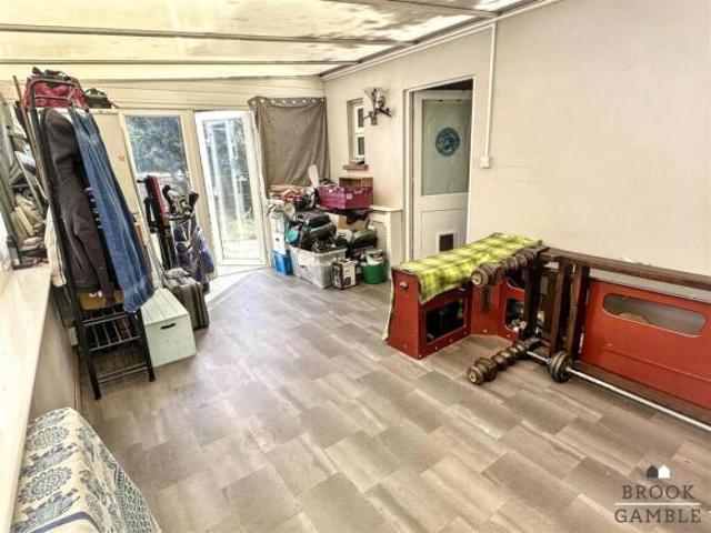2 bedroom house for sale in Cavalry Crescent, Eastbourne, BN20