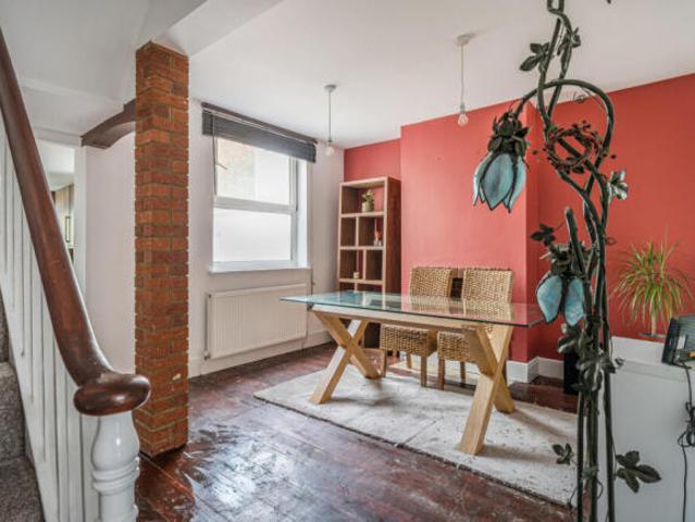2 bedroom house for sale in Cedar Road, Inner Avenue, Southampton, Hampshire, SO14
