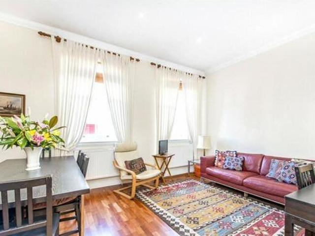 2 Bedroom House For Sale In Clapham, London