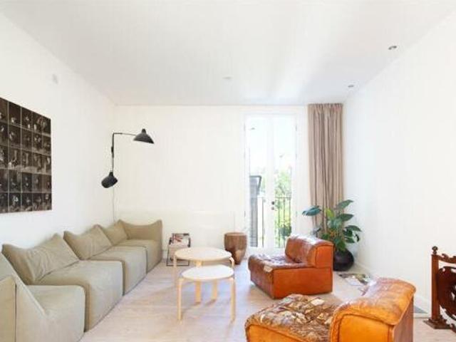 2 Bedroom House For Sale In Bayswater