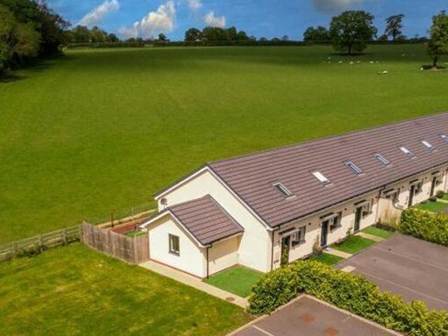 2 Bedroom House For Sale In Brownley Green Lane