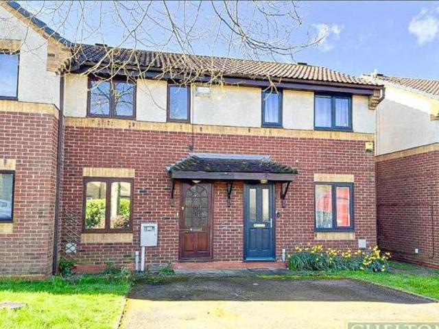 2 Bedroom House For Sale In East Hunsbury, Northampton