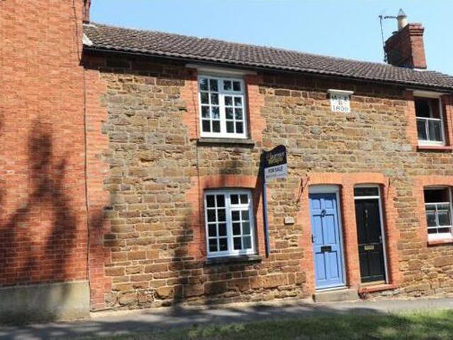 2 Bedroom House For Sale In Everdon, Northamptonshire