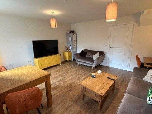 2 bedroom house for sale in Honeysuckle Avenue, Cheltenham, Gloucestershire, GL53