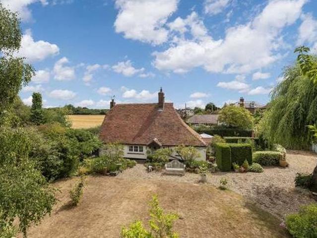 2 bedroom house for sale in Hale Street Tonbridge TN12