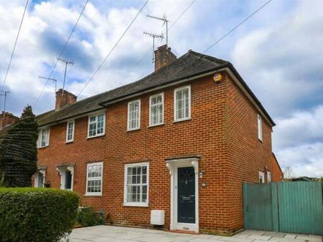 2 Bedroom House For Sale In Hanwell