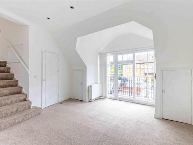 2 bedroom house for sale in Highfield Road, Bushey, Herts, WD23