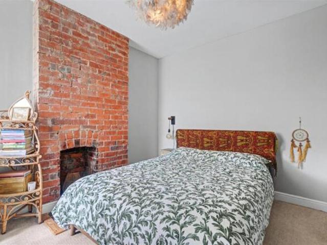 2 bedroom house for sale in Hucknall Road, Nottingham, NG5