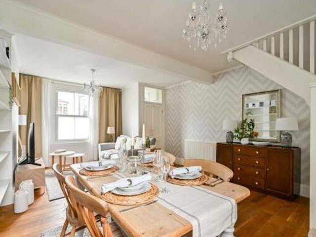 2 Bedroom House For Sale In Isle Of Dogs, London