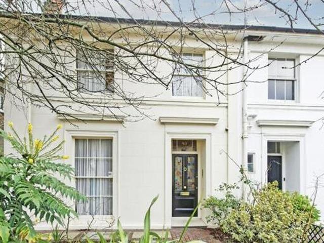 2 Bedroom House For Sale In London