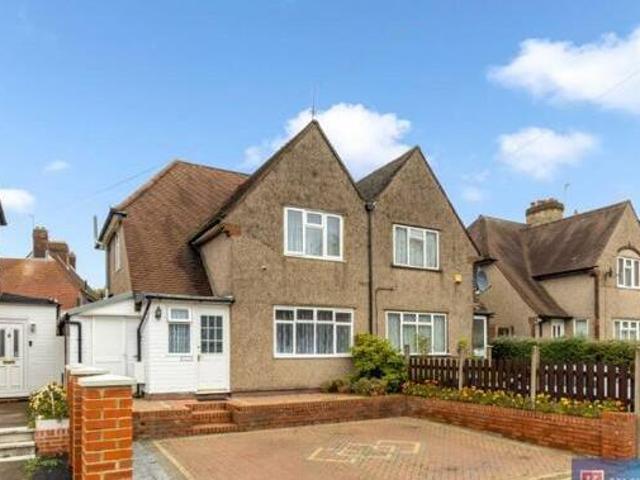 2 Bedroom House For Sale In London