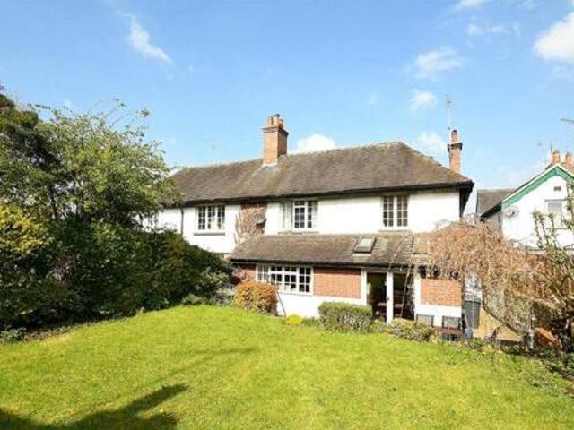 2 Bedroom House For Sale In Main Street, Newton Solney