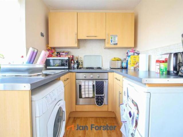 2 bedroom house for sale in Marlborough Court, Kingston Park, Newcastle Upon Tyne, NE3