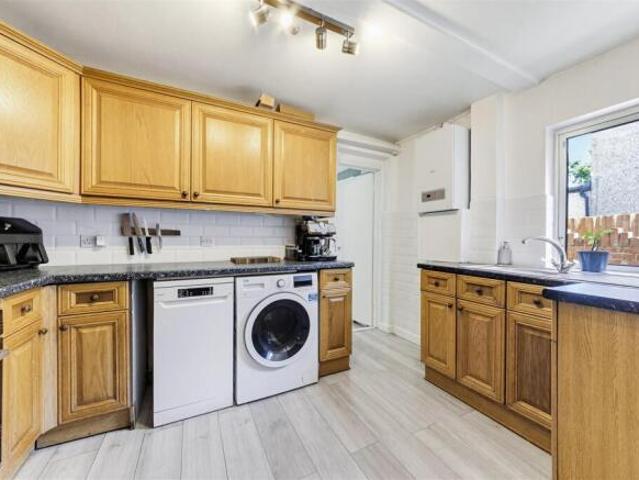 2 bedroom house for sale in Norfolk Road, Colliers Wood, SW19