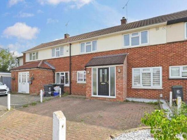 2 Bedroom House For Sale In North Weald