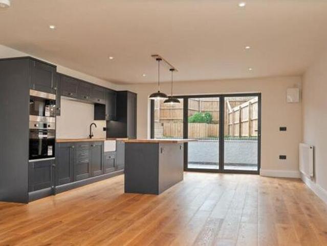 2 Bedroom House For Sale In South Croxton