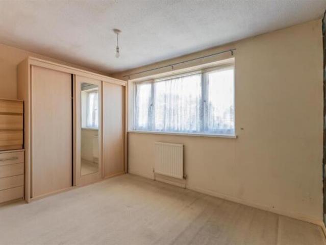 2 bedroom house for sale in Shelburn Close, Grangetown, Cardiff, CF11