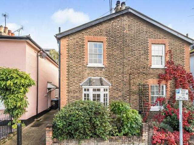 2 Bedroom House For Sale In Surbiton