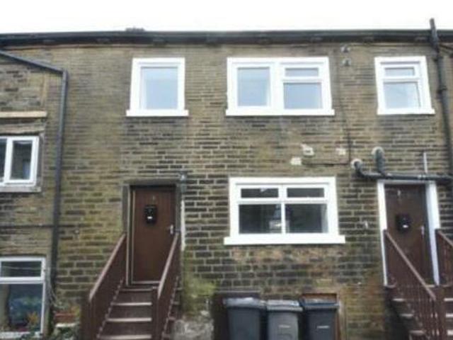2 Bedroom House For Sale In Queensbury