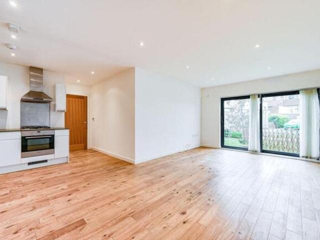 2 bedroom house for sale in Woodland Mews, Lewisham, London, SE13