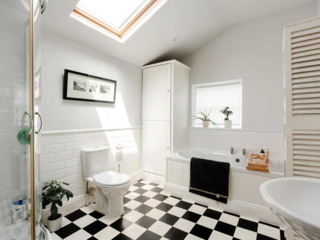 2 bedroom house for sale in Woolcot Street, Redland, Bristol, BS6