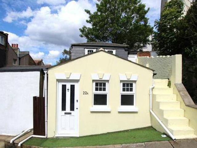 2 Bedroom House For Sale In Woolwich, London