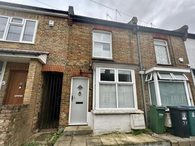 2 Bedroom House For Sale In Watford