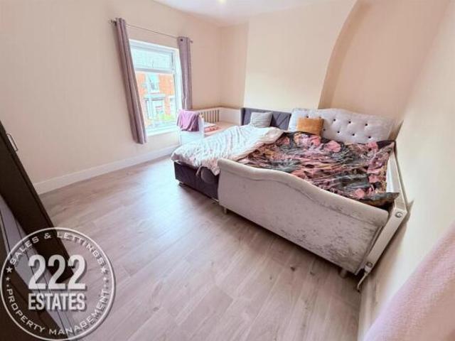 2 bedroom house for sale in Wellfield Street, Warrington, WA5