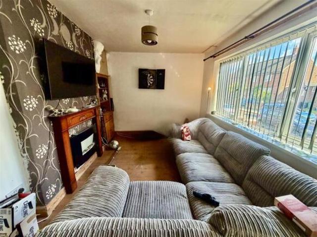 2 bedroom house for sale in Taunton Square, Thorney Close, Sunderland, SR3