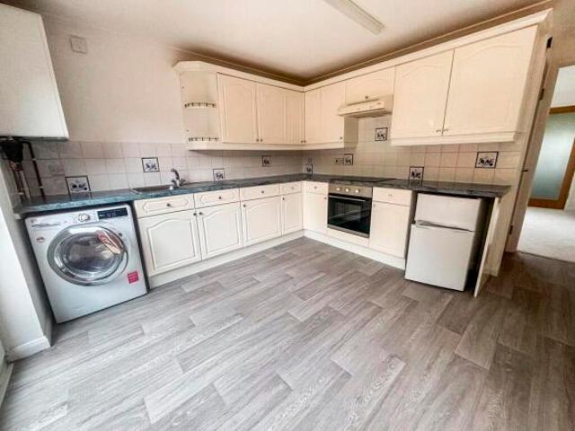 2 bedroom house for sale in Thames Close, Southampton, SO18