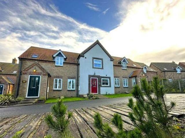 2 Bedroom House For Sale In The Bay