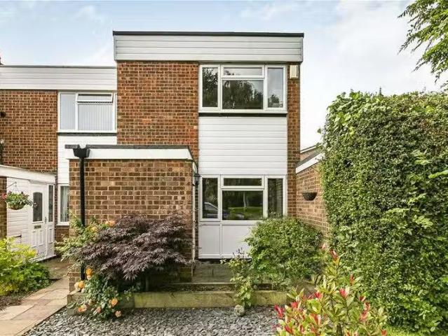 2 bedroom house for sale in The Park, Redbourn, AL3
