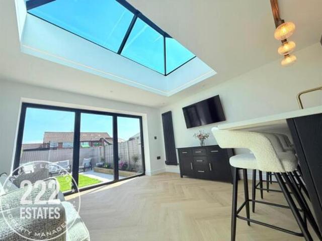2 bedroom house for sale in Victoria Avenue, Great Sankey, Warrington, WA5