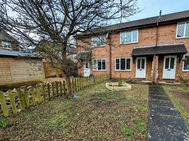 2 Bedroom House For Sale In Yate