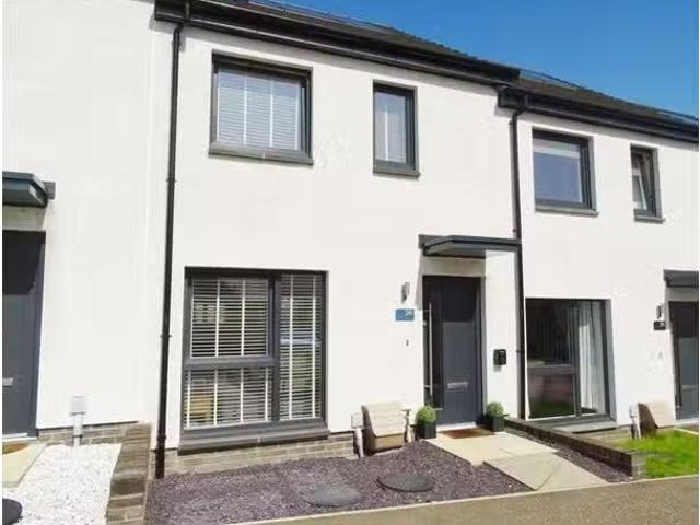 2 bedroom house for sale, Old College View, Sauchie, Clackmann.