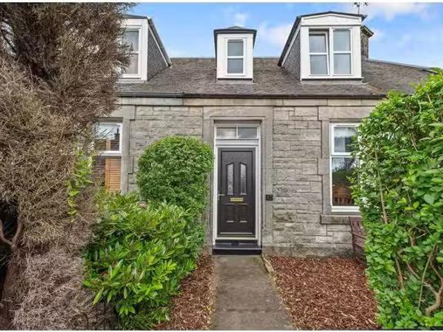 2 bedroom house for sale, Paton Street, Alloa, Clackmannanshir.