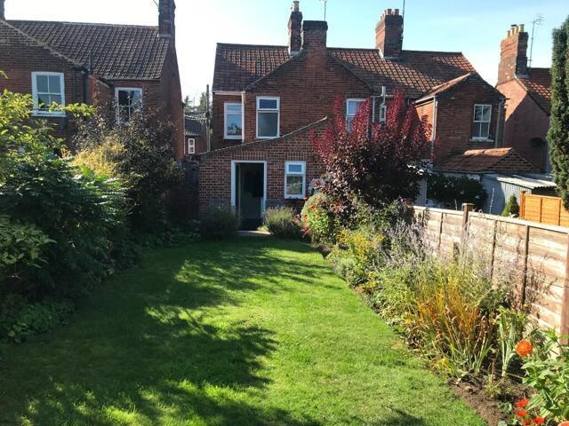 2 Bedroom House Fakenham Norfolk 98205163