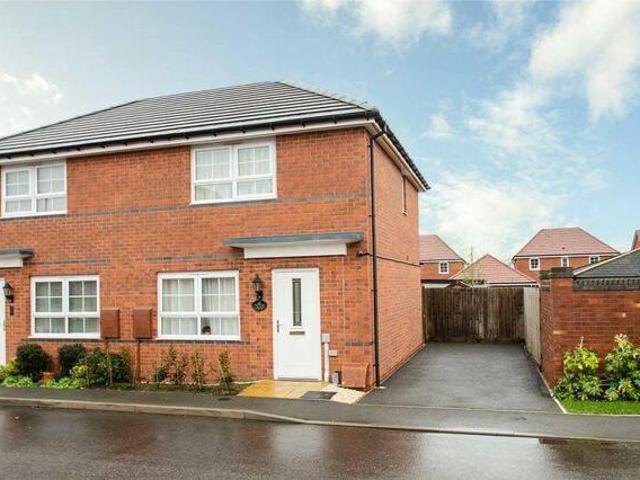 2 Bedroom House Fradley Fradley LS100540993