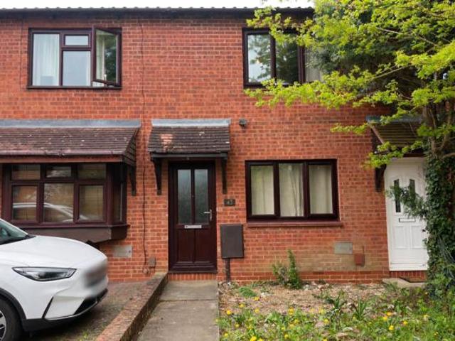 2 Bedroom House Furzton Buckinghamshire 101678137