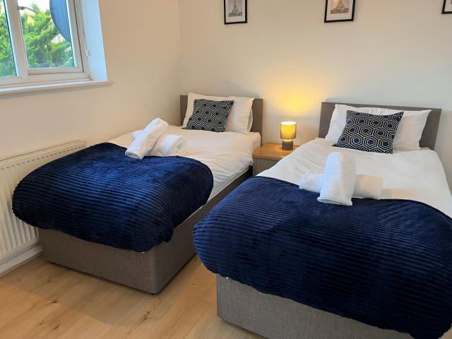 2 Bedroom House Kettering Kettering 81034591