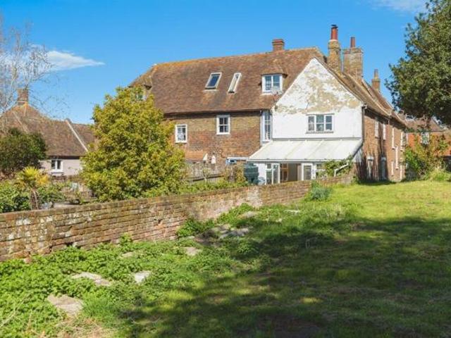 2 Bedroom House Kent Kent LS100540666