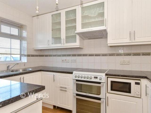 2 Bedroom House Kent Kent 101379202