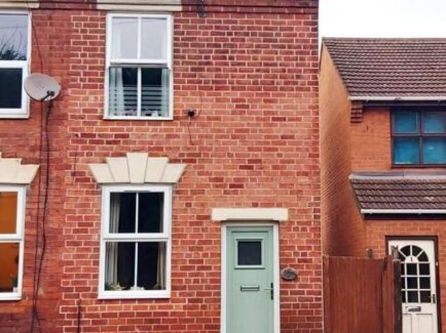 2 Bedroom House Kidderminster Worcestershire LS99773884