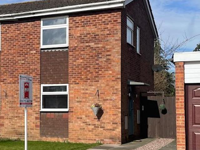 2 Bedroom House Kingsbury West Midlands 102366594