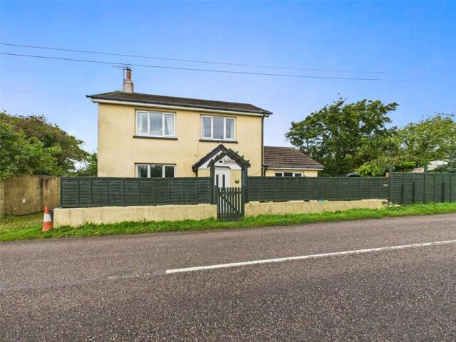 2 Bedroom House Holsworthy Devon 99642003