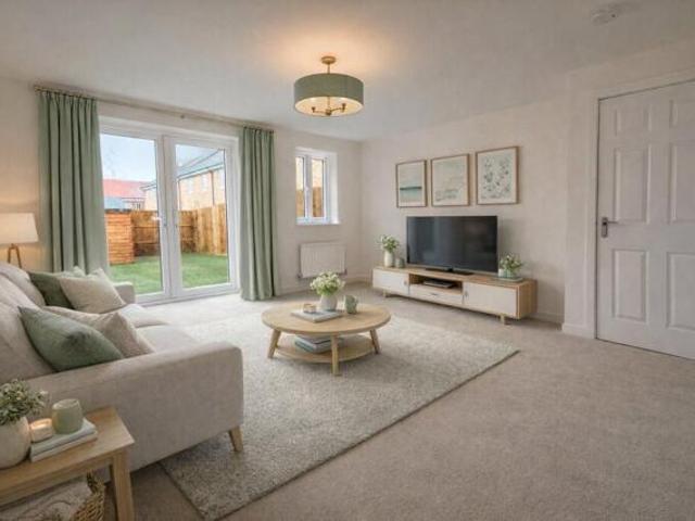 2 Bedroom House Hadleigh Hadleigh 100917464