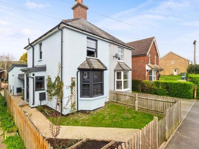 2 Bedroom House Hailsham East Sussex 100987998